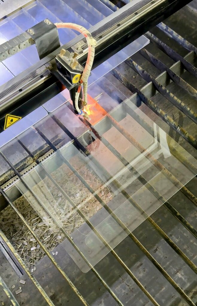 Lazer çalışmaları Партнер, Saint‑Petersburg, foto