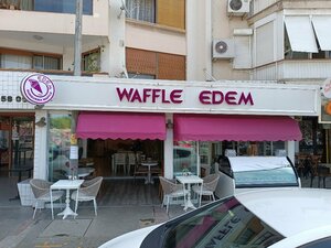 46 Edem Waffle & Dondurma (Yalı Blv., No:482A, Karşıyaka, İzmir), kafe  İzmir'den