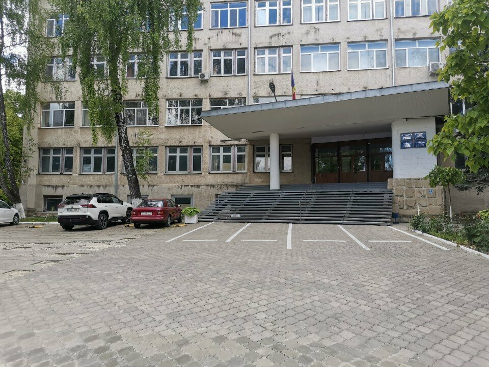 Bilim araştırma enstitüsü Institutul de Microbiologie si Biotehnologie, Kişinev, foto