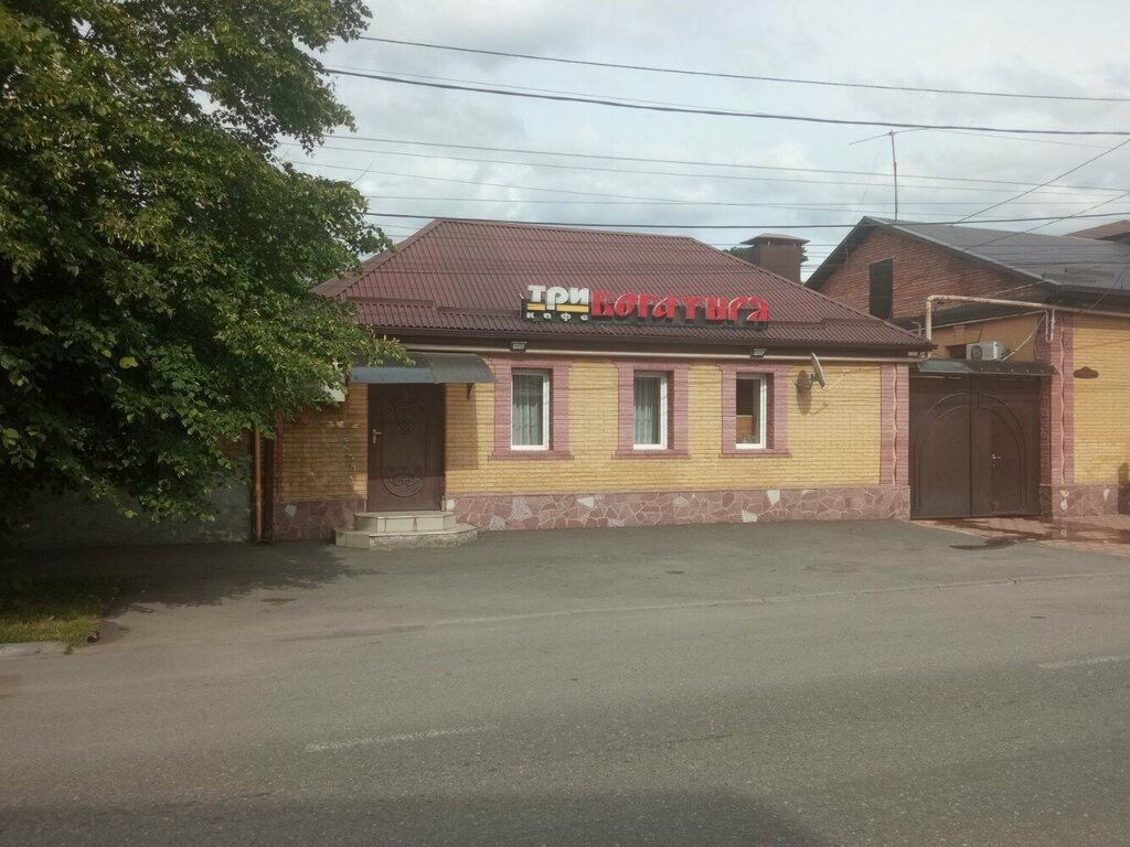 Kafe Tri Bogatyrya, Vladikavkaz, foto
