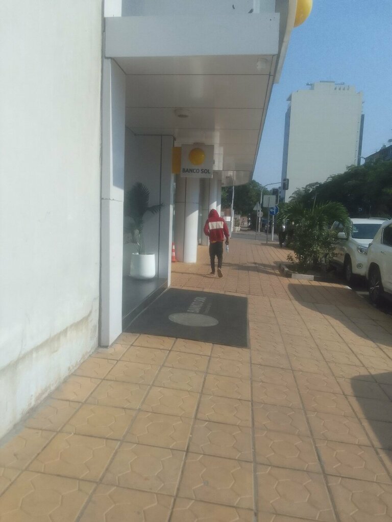 Banka Sol, Loanda, foto