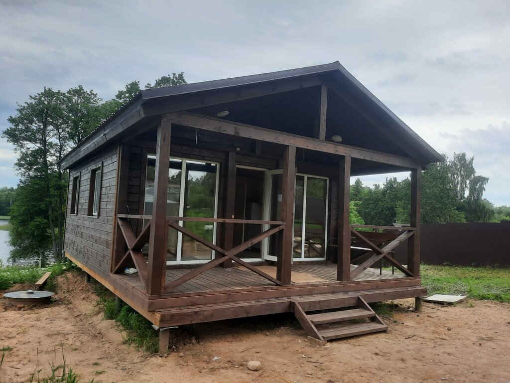 Yazlık ev inşaatı Dom po karmanu, Velikie Luky, foto