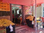 Cherry (Tigran Mets Avenue No:16), manavlar  Vanadzor'dan