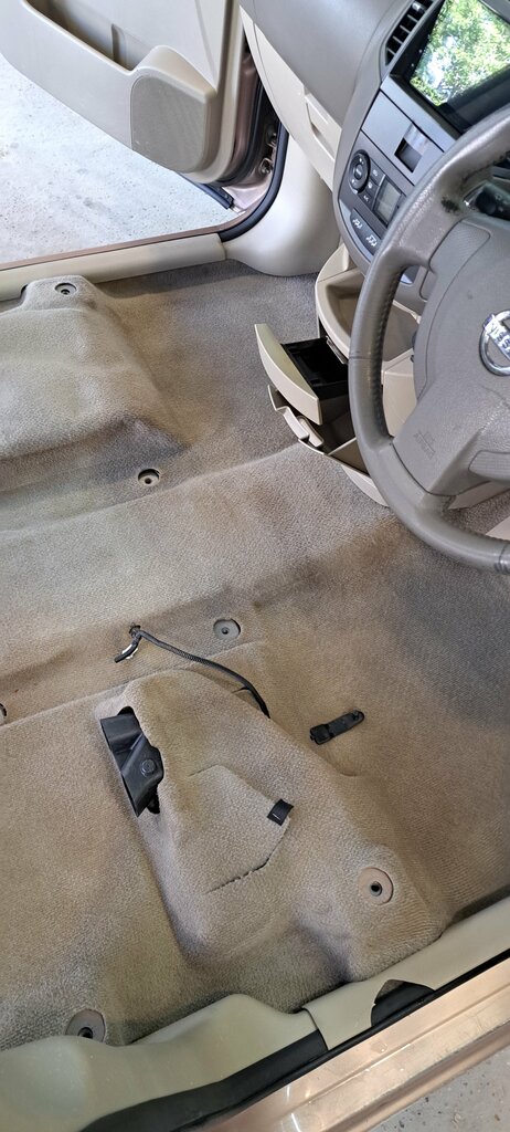 Oto temizleyicisi Химчистка автомобилей, Krymsk, foto