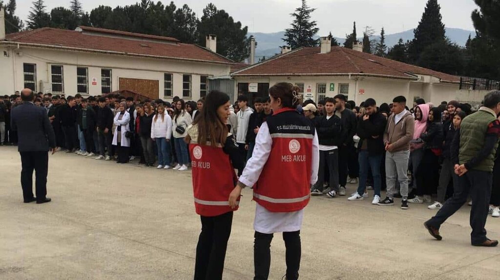 Fen lisesi, sosyal bilimler lisesi Geyve Sinan Bey Mesleki ve Teknik Anadolu Lisesi, Geyve, foto