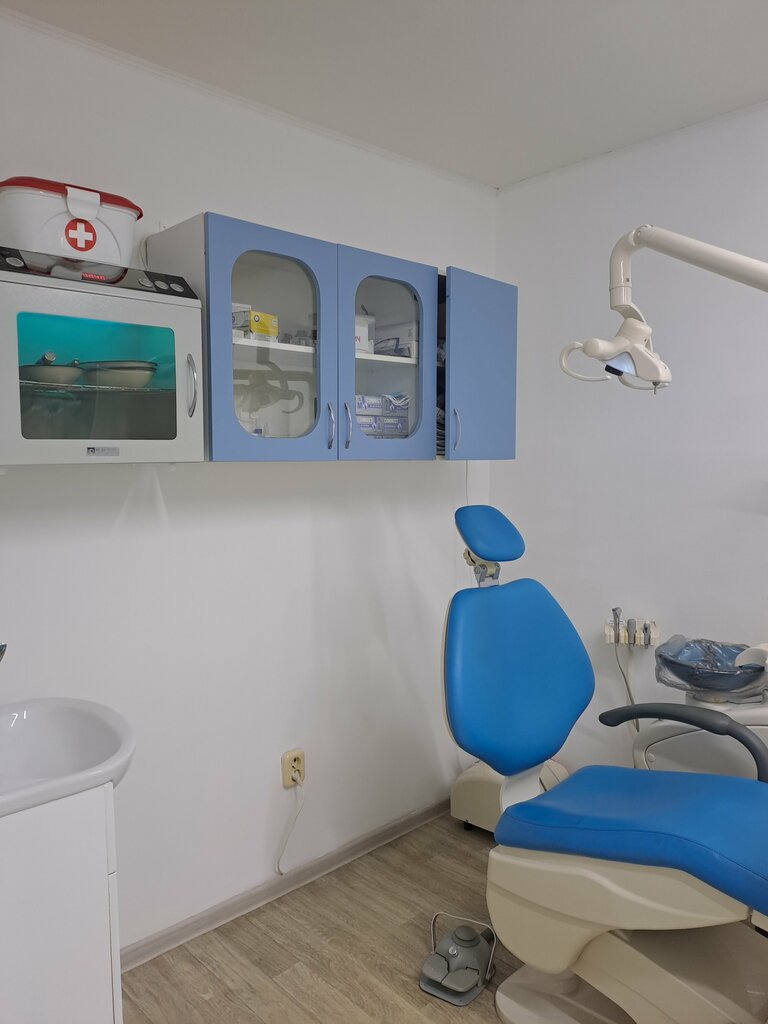 Özel ağız ve diş sağlığı klinikleri ve muayenehaneleri Стомадент, Salsk, foto