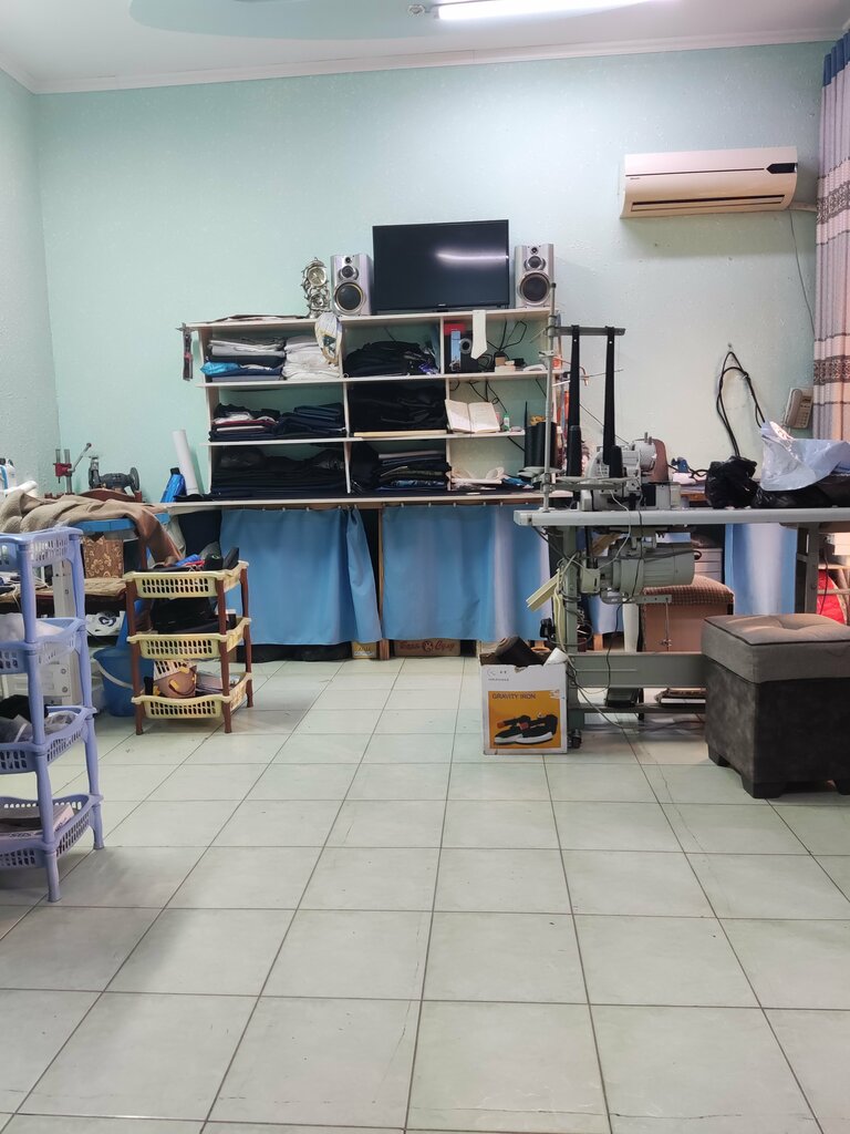 Terziler Atelier of tailoring and alterations of clothes, Buhara, foto