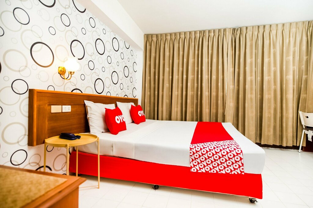 Otel Oyo 320 Regent 2002 Guest House, Phuket Eyaleti, foto