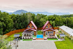 Два дома (Nagornaya ulitsa No:1, selo Paratunka), otel  Kamçatski krayından