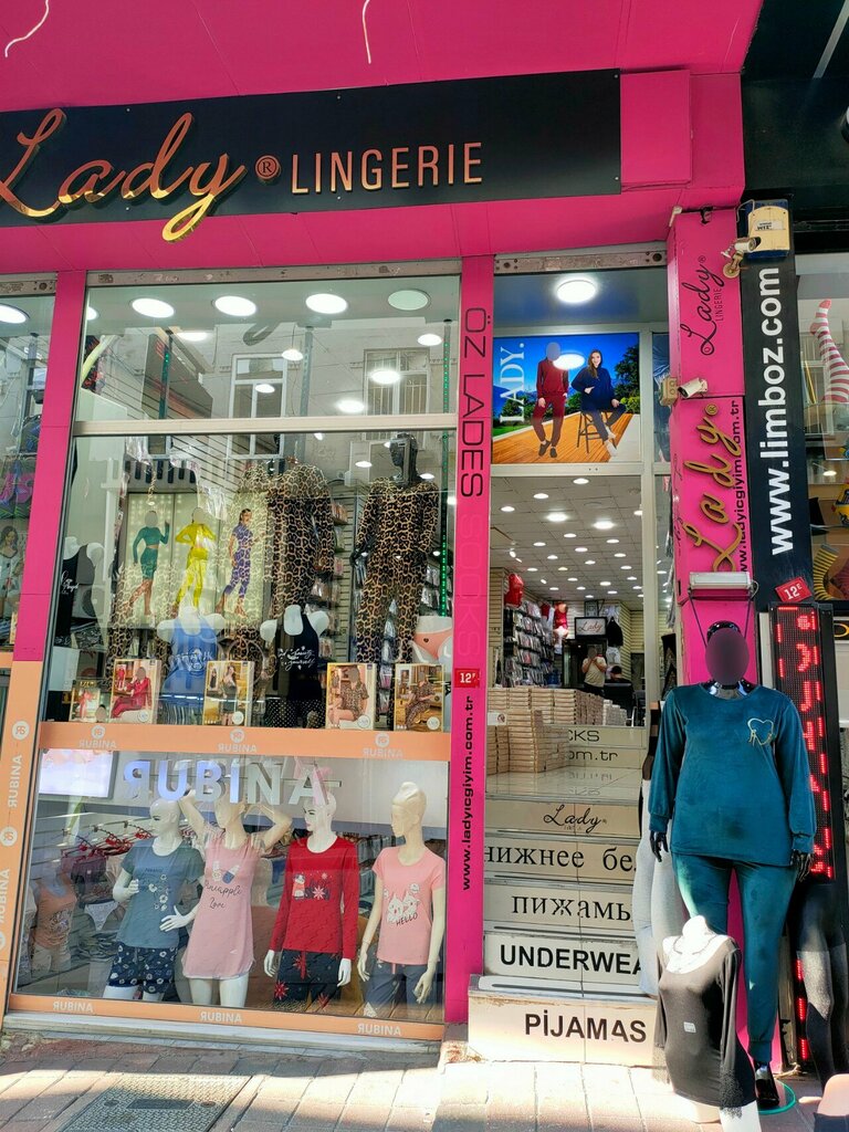 i̇ç giyim ve mayo mağazası Lady Lingerie, İstanbul, foto