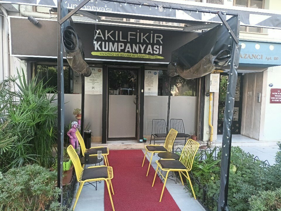 Tiyatrolar Akıl Fikir Kumpanyası, İzmir, foto