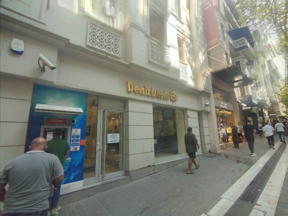 ATM'ler DenizBank, İstanbul, foto