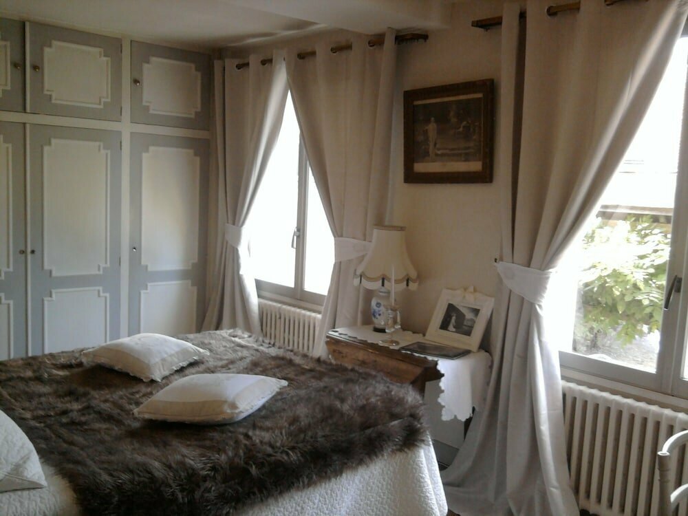Otel Chambres la Vallée, , foto