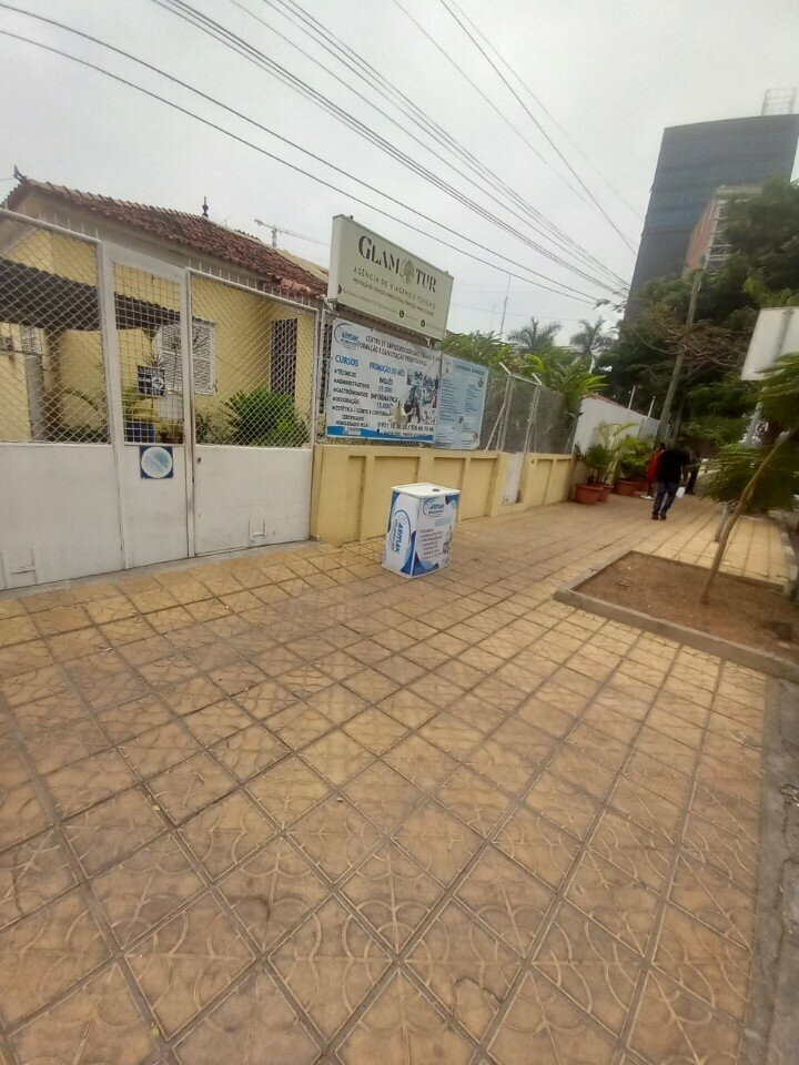 Eğitim merkezleri Darmak, Loanda, foto