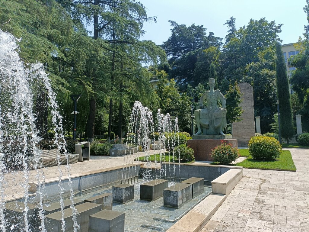 Kültür ve eğlence parkları Gegeshidzis parki, Tiflis, foto