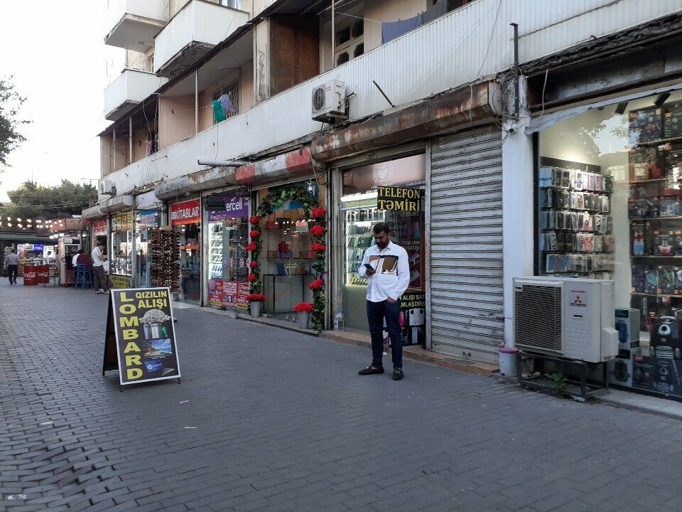 Telefon tamir servisi Telefon təmiri, Bakü, foto