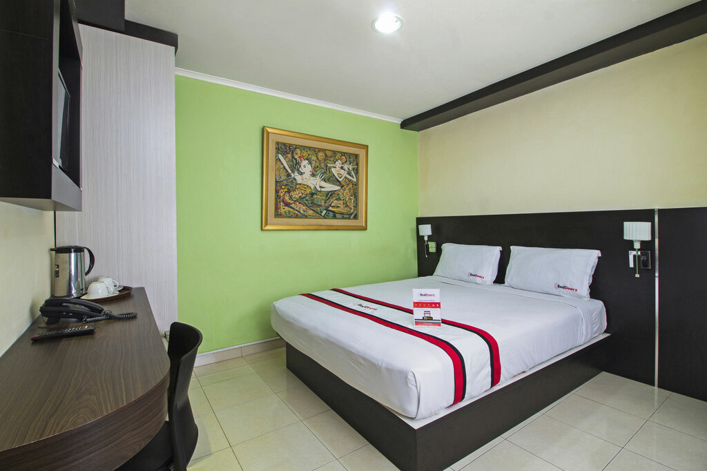 Otel RedDoorz Plus @ Karet Setiabudi, Cakarta, foto