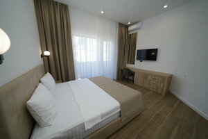 Ser In Hotel (Nalbandyan Street No:98, Yerevan), otel  Erivan'dan