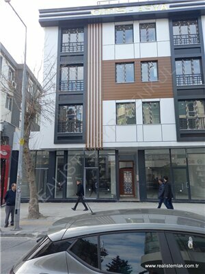 Emlak ofisi Realist Emlak, İstanbul, foto