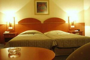 Puralã - Wool Valley Hotel & SPA (Porto, Nevogilde, Rua de Pêro da Covilhã), otel  Castelo Branco'dan