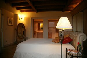 Castello Castriota Scanderbeg Suites De Charme (Apulia, Lecce, Galatina, Piazza Dante Alighieri), otel