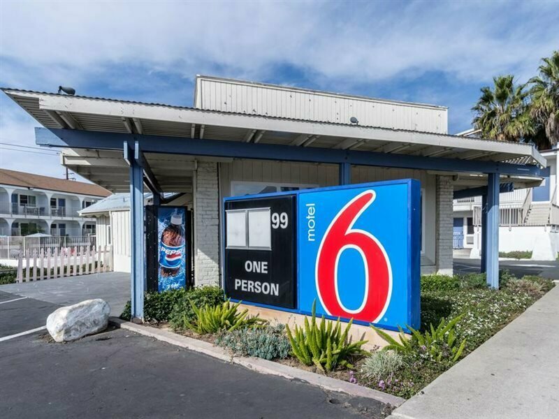 Otel Motel 6 Oceanside, Oceanside, foto