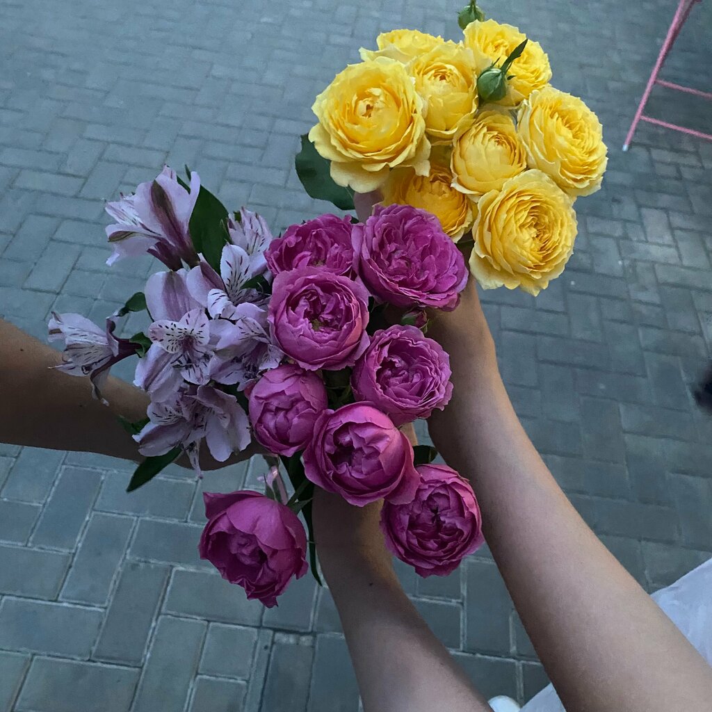 Çiçekçiler Bouquet, Barnaul, foto