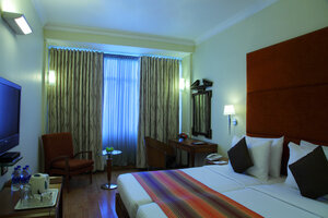Regency Hotel Mumbai (State of Maharashtra, Mumbai, Nehru Road), otel  Mumbai'den