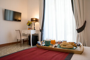 Amalfi Luxury House (Campania, Caserta, Camigliano, Via San Simone, 12), otel  Amalfi'den