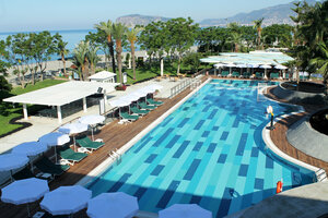 Labranda Alantur (Antalya, Alanya, Kestel Mah., Sahil Cad., 2), otel  Alanya'dan