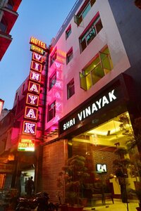 Hotel Srivinayak (New Delhi, Kaka Nagar), otel  Delhi'den