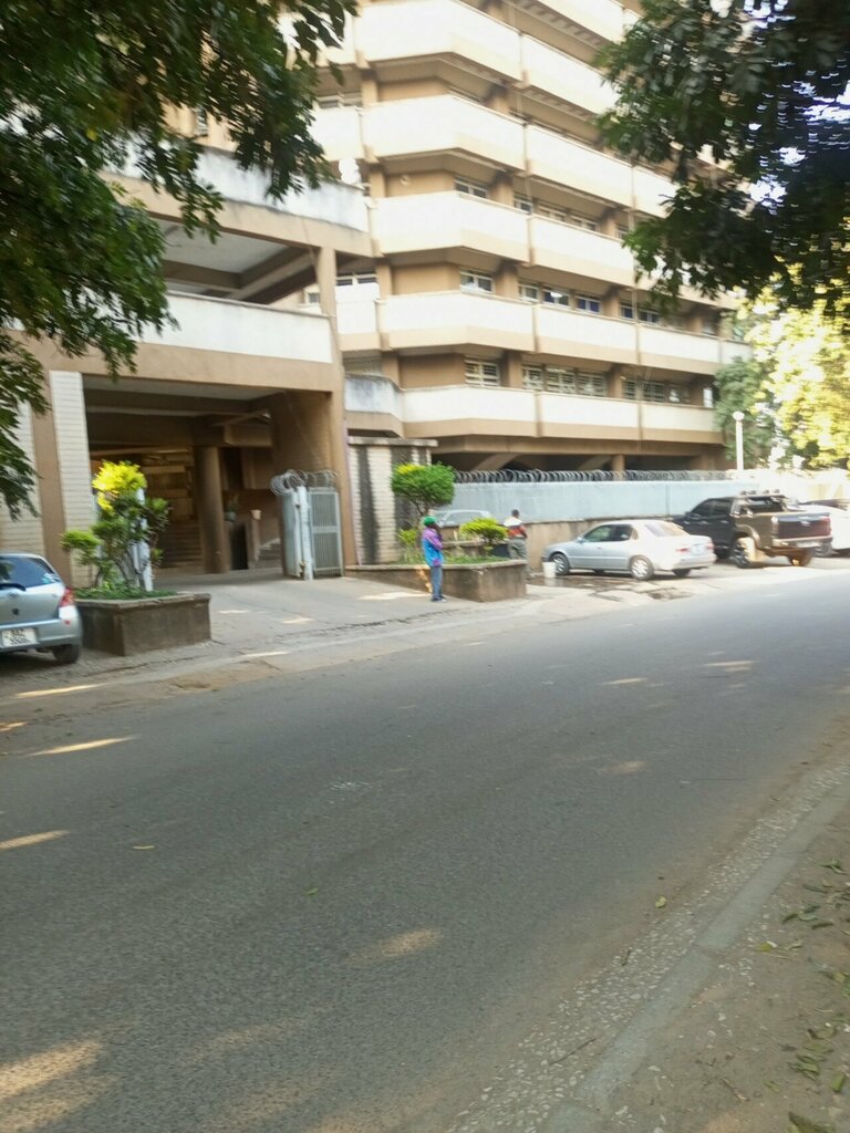 Ticari gayrimenkul alım satımı Five Star Properties Limited, Lusaka, foto