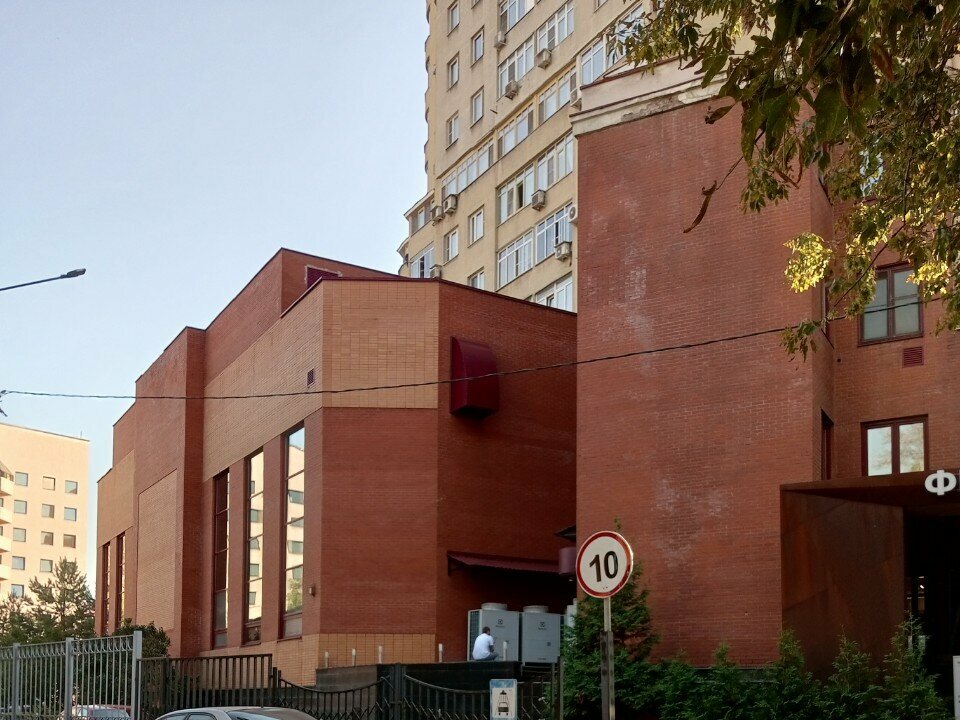 Bina, site yönetimi TSZh vo vnov sozdavayemom kondominiume Gubkina, Moskova, foto