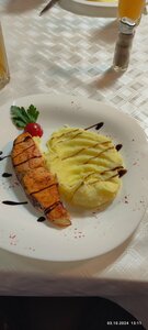 Paris (ploshchad Borisa Kornilova No:2), kafe  Semenov'dan