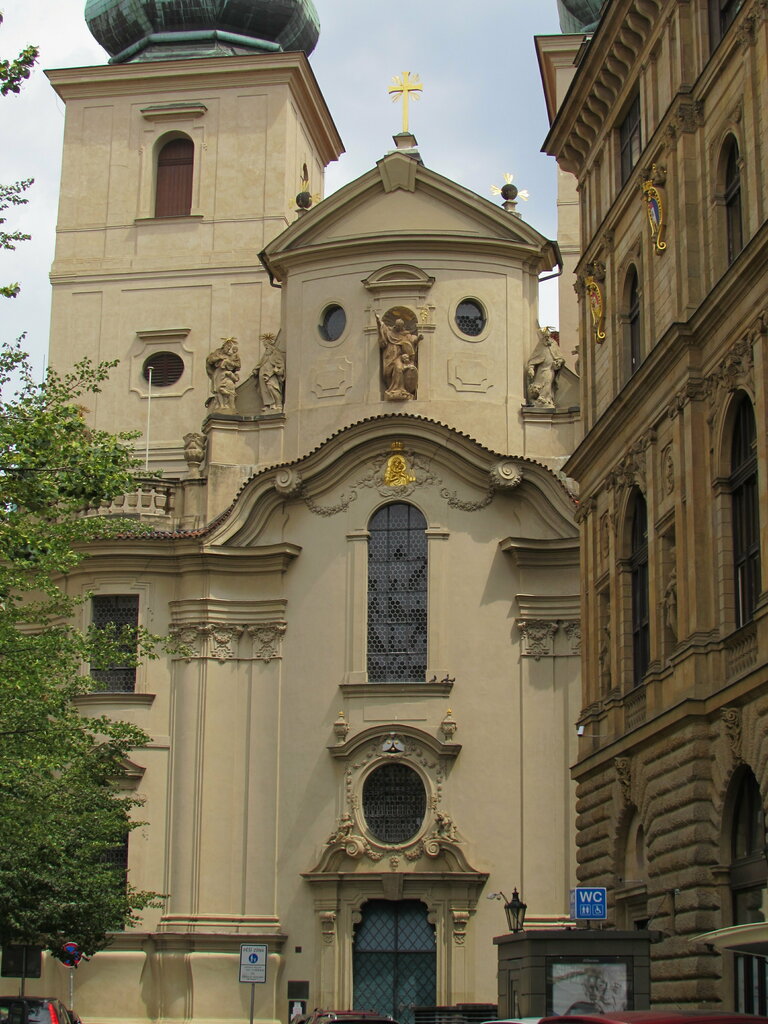 Katolik kiliseleri Kostel svatého Havla, Prag, foto