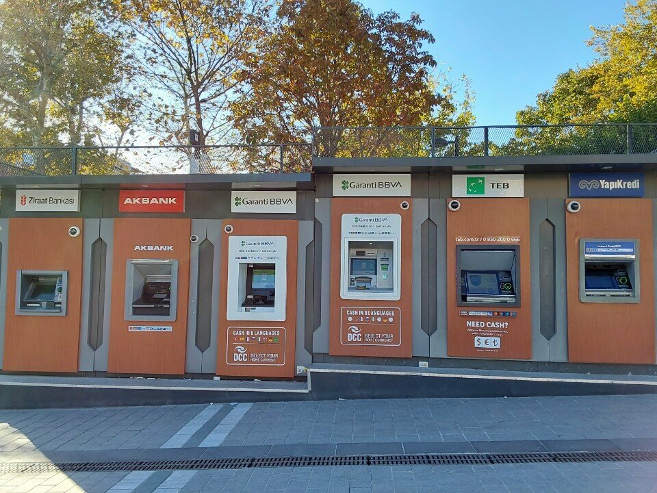 ATM'ler Ziraat Bankası, İstanbul, foto