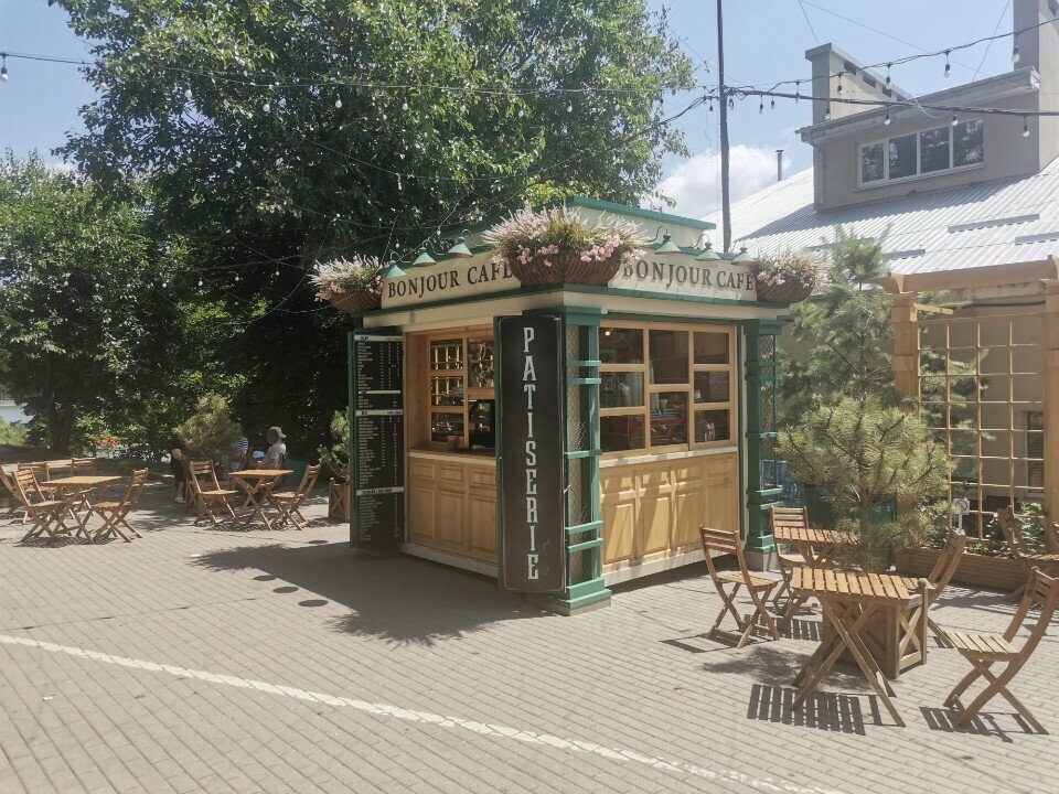 Kahve dükkanları Bonjour Café, Kişinev, foto