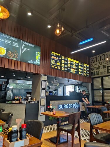 Burger Point 102 1