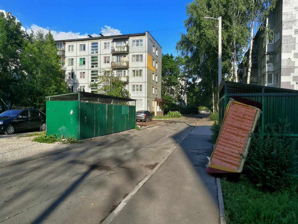 Çöp alanları Trash and garbage disposal area, Velikiy Novgorod, foto