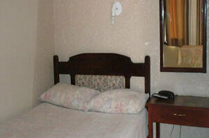 Hotel Bibosi (Department of Santa Cruz, Puerto Quijarro), otel  Dünya'dan