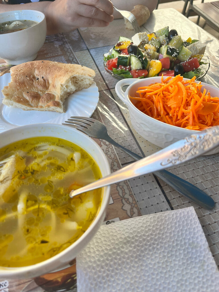 Kantin, yemekhane У Гули, Saki (Sak), foto