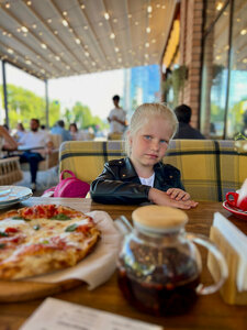 Cheesy (Troitskiy Avenue No:79), restoran  Arhangelsk'ten