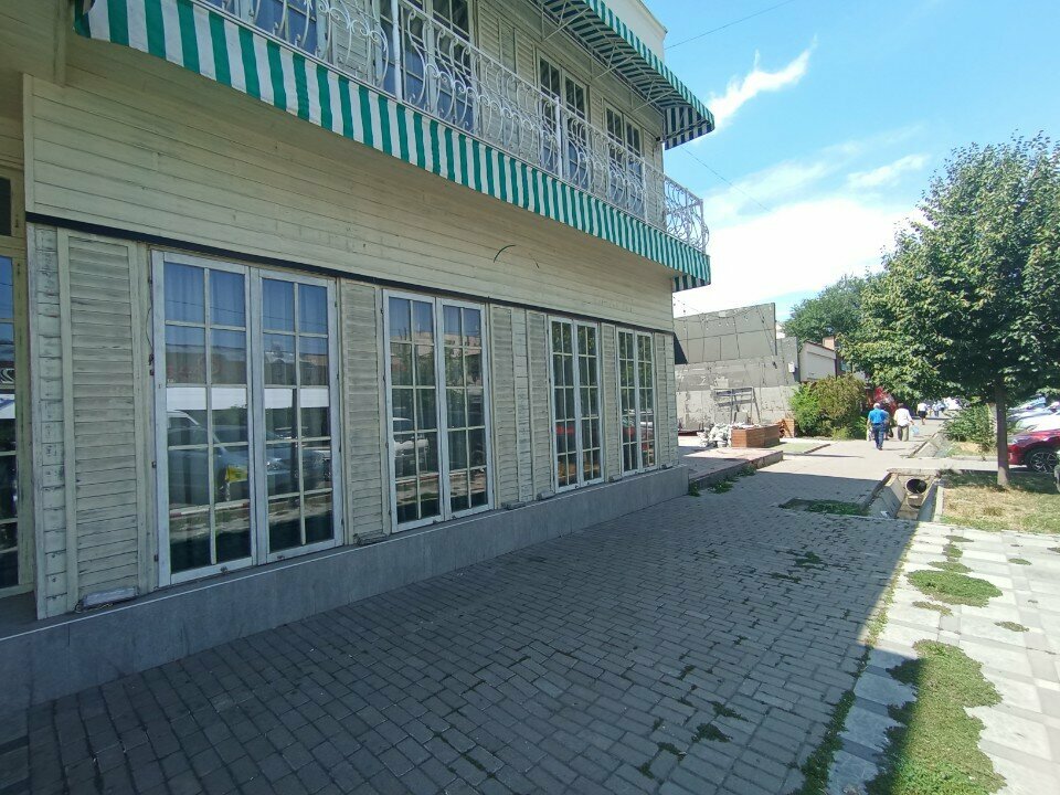 Karaoke kulüpleri Karaoke Nebo Na Ladoni, Bişkek, foto