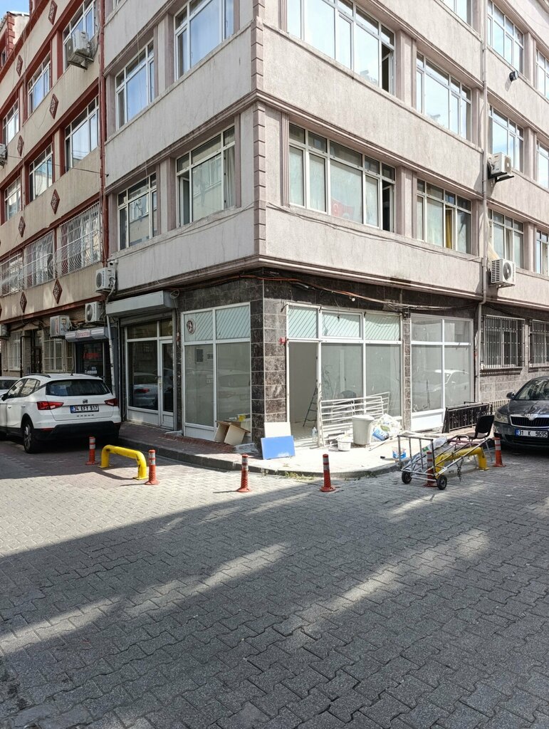 Berberler Kerim Erkek Kuaförü, İstanbul, foto