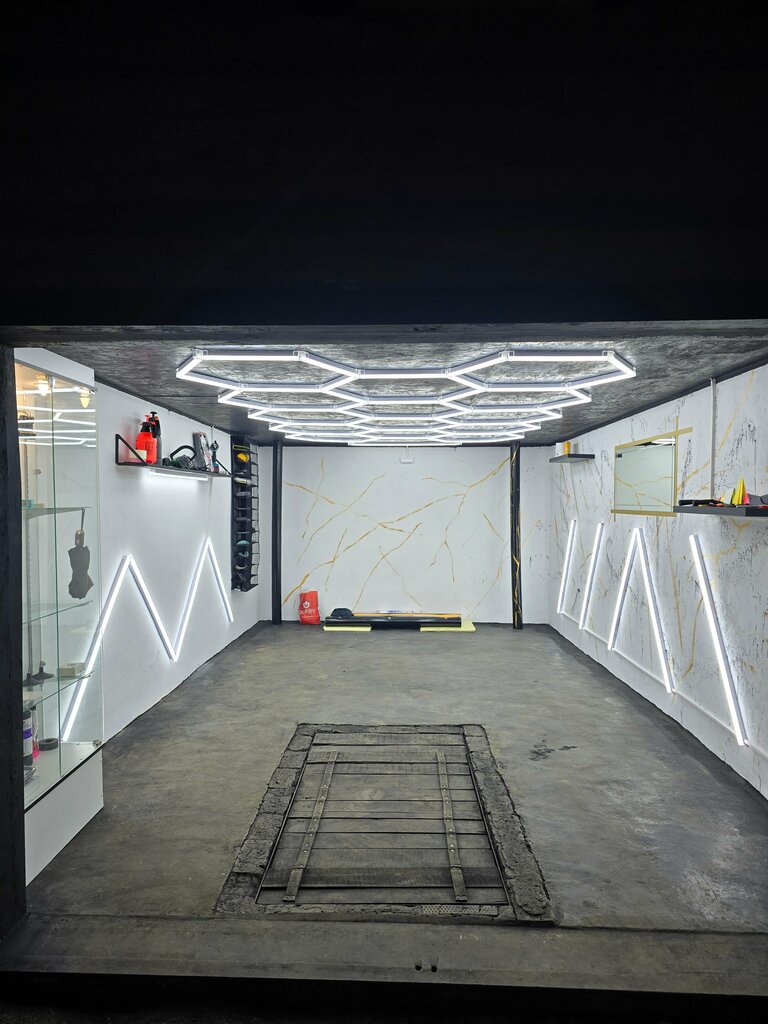 Araç camlarının renklendirilmesi Бункер, Moskova, foto