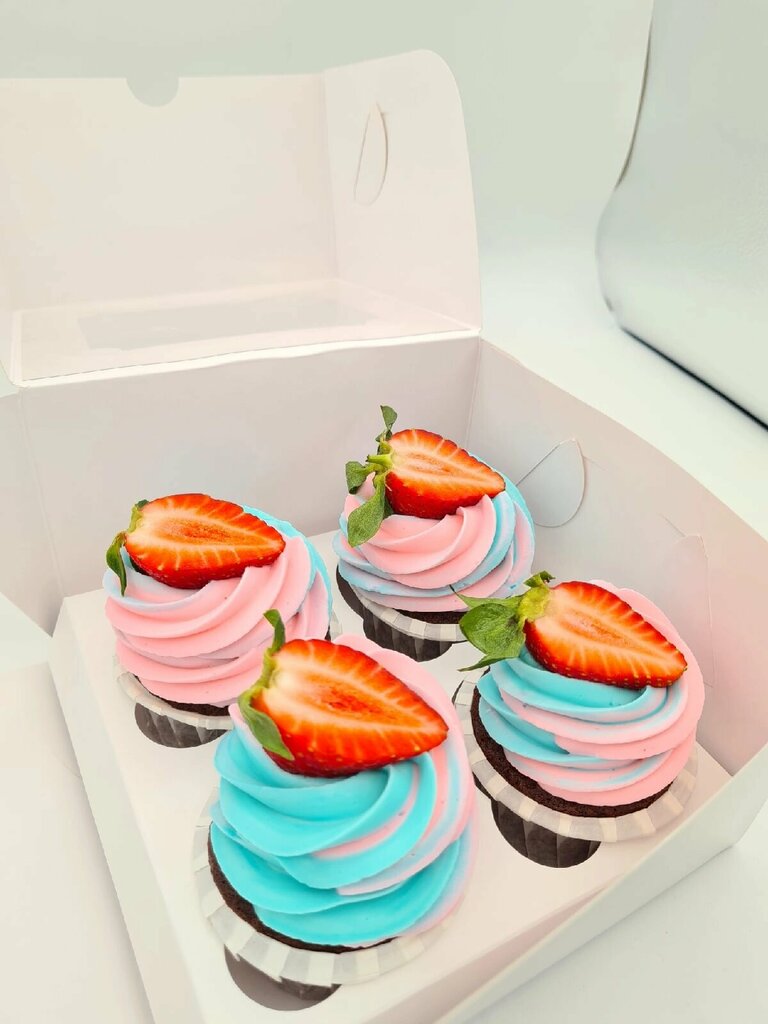 Pasta, şekerleme ve tatlı Keskberi, Usinsk, foto