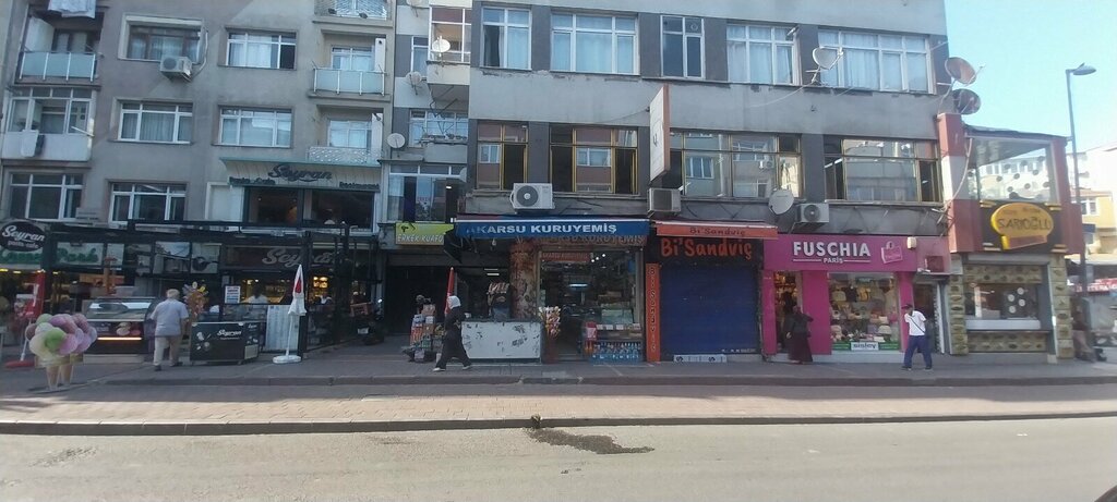 Market Akarsu Kuruyemiş, İstanbul, foto
