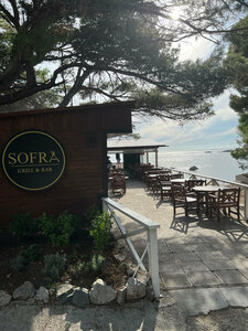 Grill&Bar Sofra (Autonomous Republic of Crimea, Yaltinskiy gorodskoy sovet, Urban-Type Settlement of Foros), kafe  Kırım Cumhuriyeti'nden