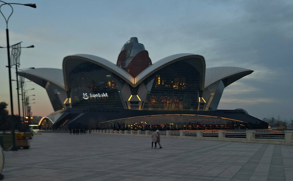 Spor mağazaları Nike, Bakü, foto