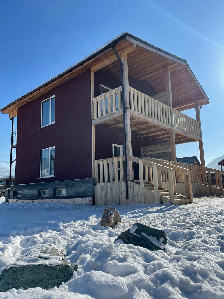 Resort oteller, tesisler Дом у реки, Altay Cumhuriyeti, foto